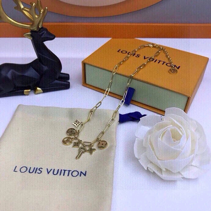 Mirror quality Louis Vuitton Keychains