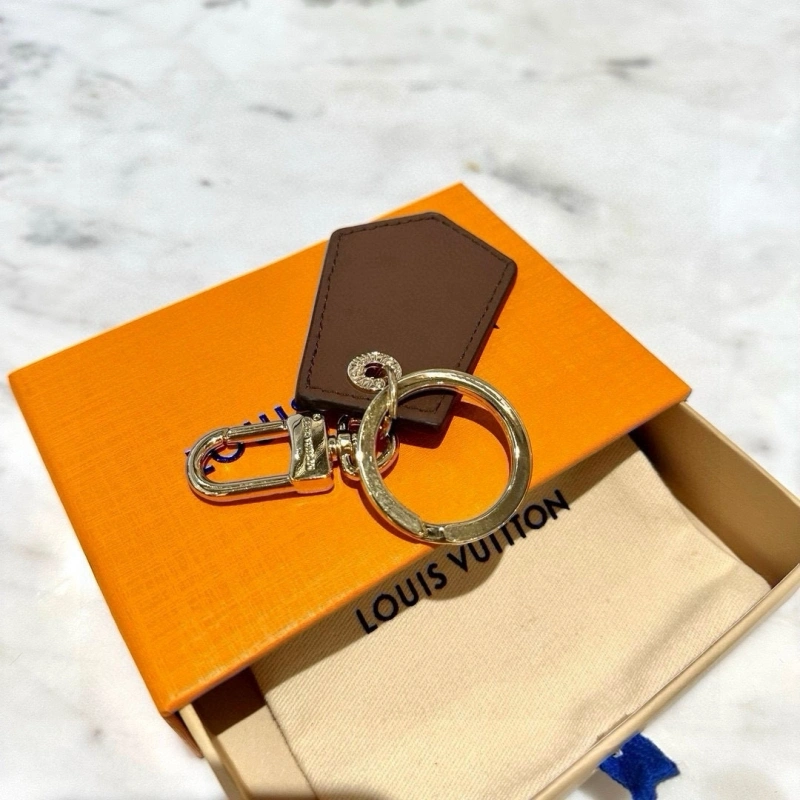 Top match Louis Vuitton Keychains