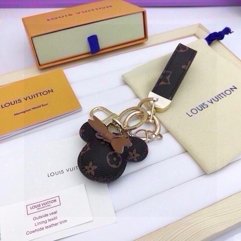 Top match Louis Vuitton Keychains