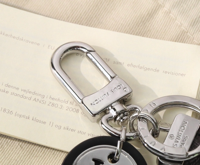 Accurate model Louis Vuitton Keychains