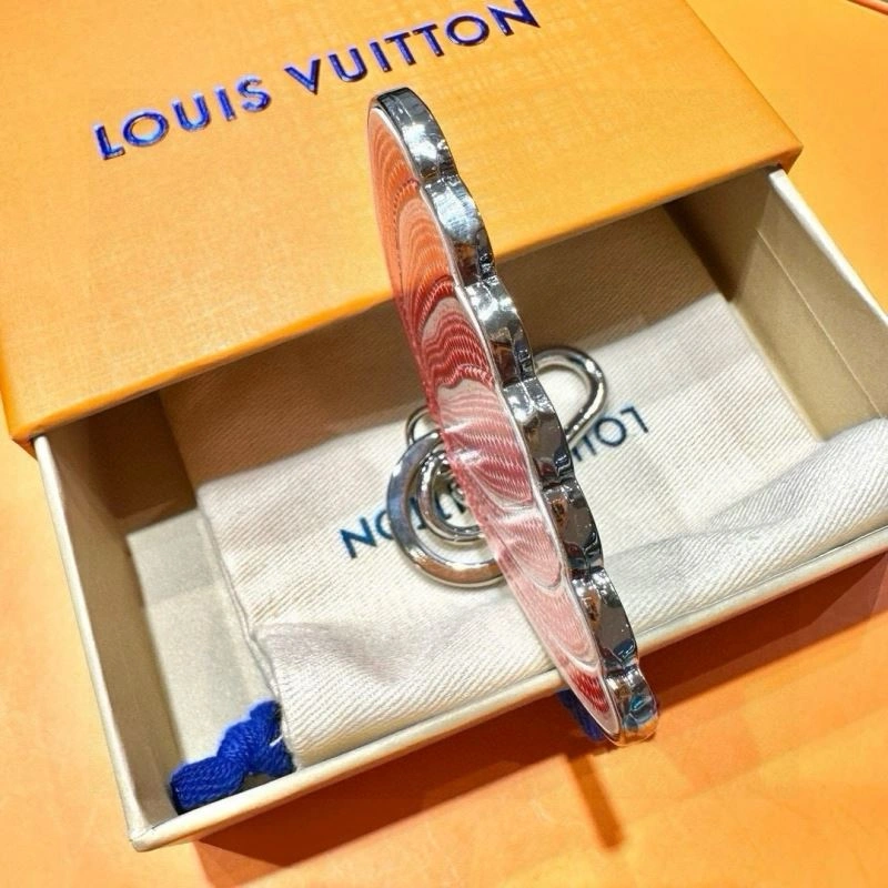 Brand-authenticated Louis Vuitton Keychains