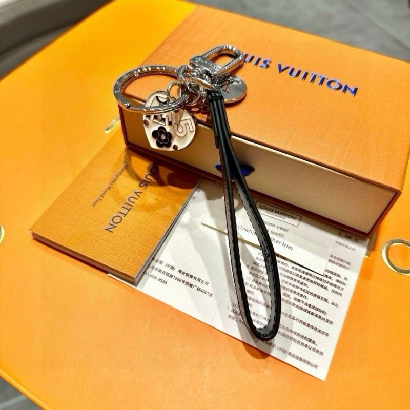 Top mirror Louis Vuitton Keychains