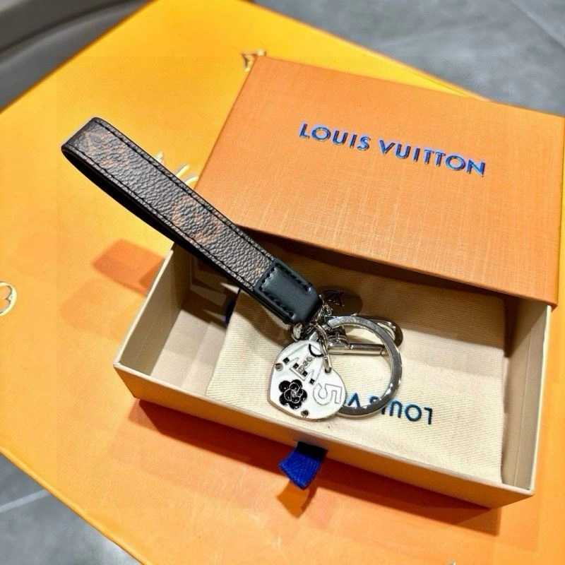 Top mirror Louis Vuitton Keychains