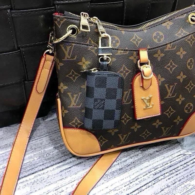 1:1 copy Louis Vuitton Keychains