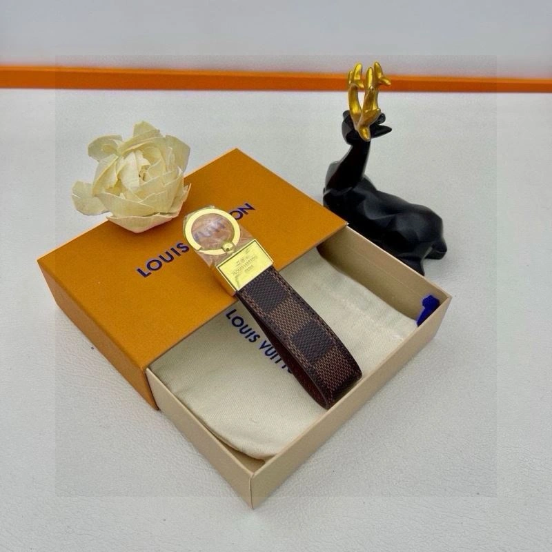 Top match Louis Vuitton Keychains