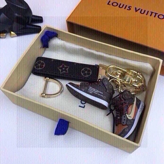 Affordable Louis Vuitton Keychains