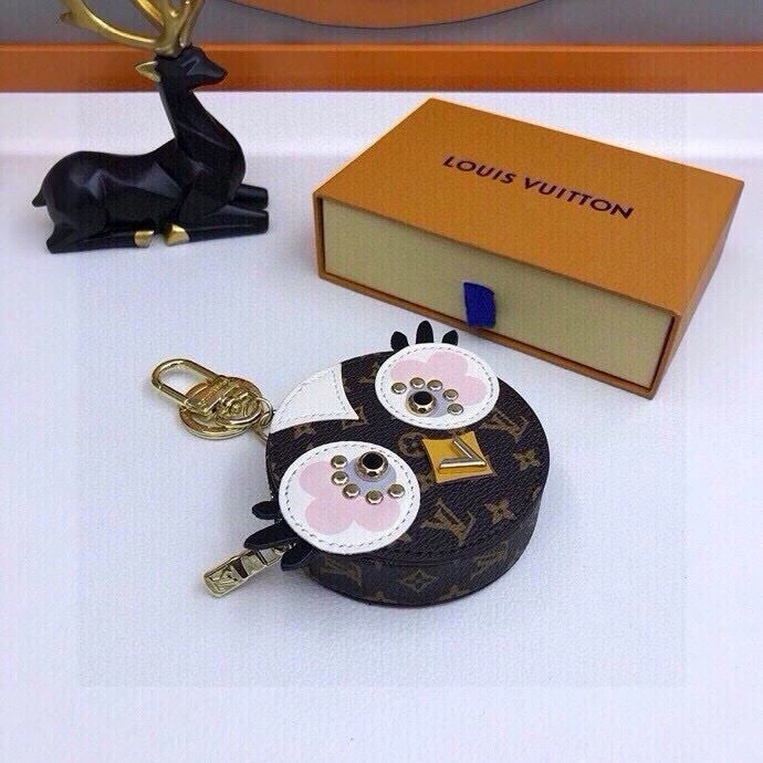 High fidelity Louis Vuitton Keychains