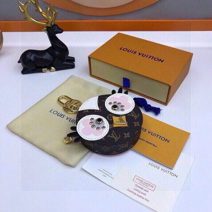 High fidelity Louis Vuitton Keychains