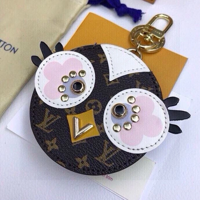 High fidelity Louis Vuitton Keychains