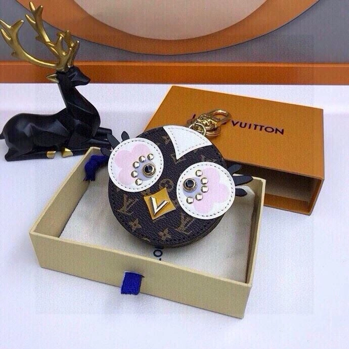 High fidelity Louis Vuitton Keychains