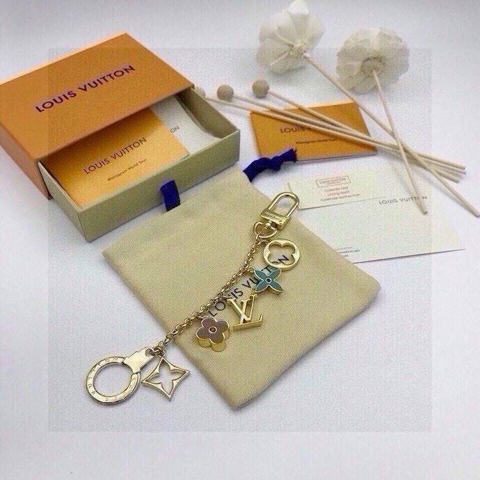 Accurate model Louis Vuitton Keychains