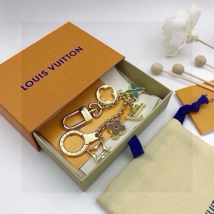 Accurate model Louis Vuitton Keychains