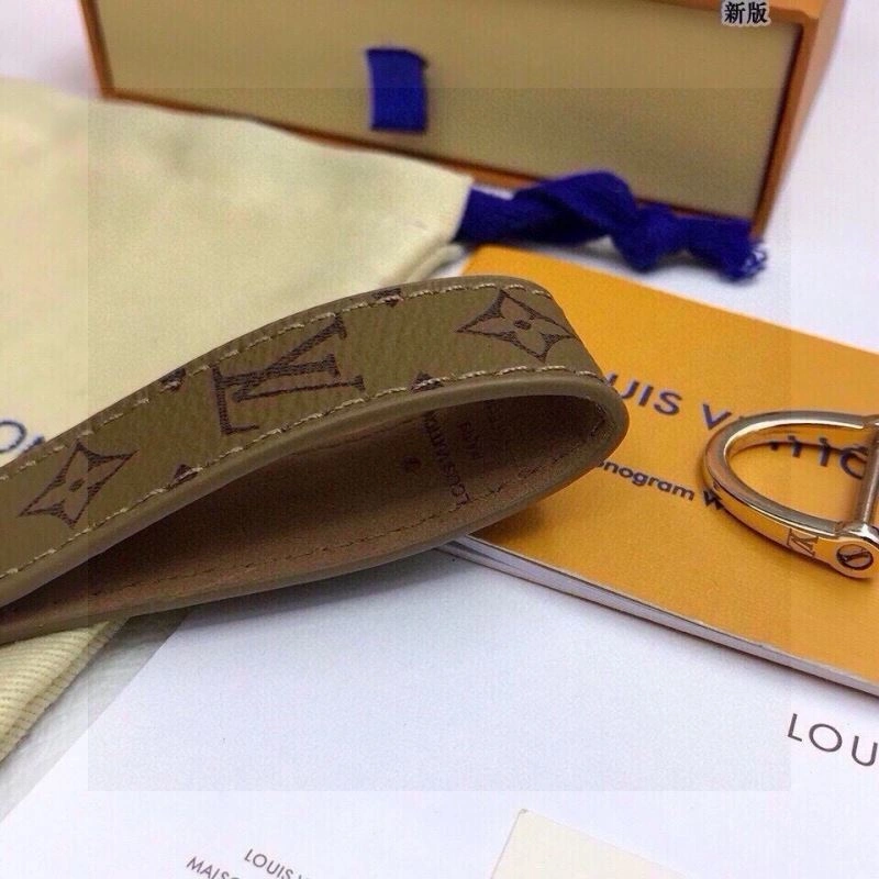 Brand-original Louis Vuitton Keychains
