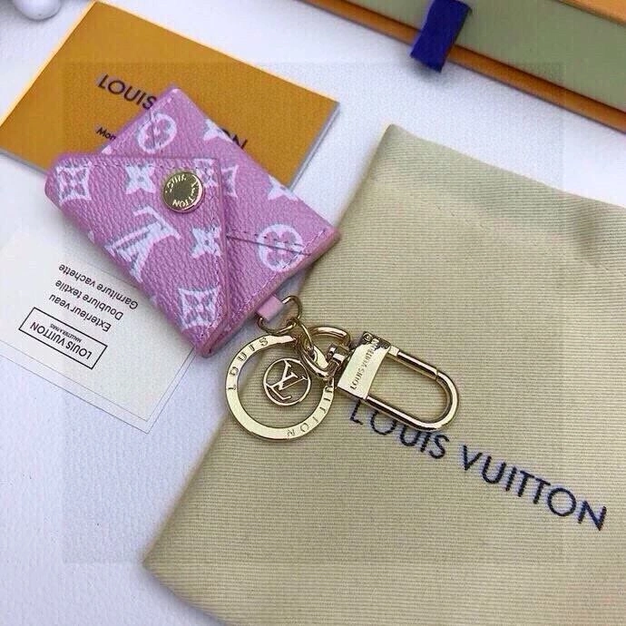 Accurate model Louis Vuitton Keychains