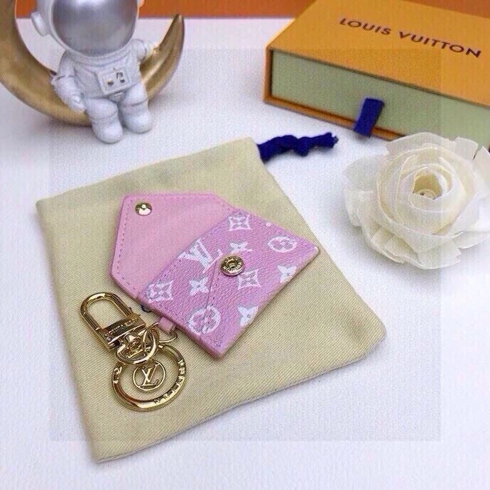 Accurate model Louis Vuitton Keychains