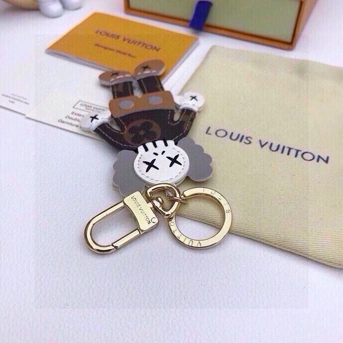 High accuracy Louis Vuitton Keychains