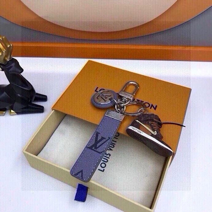 Top mirror Louis Vuitton Keychains