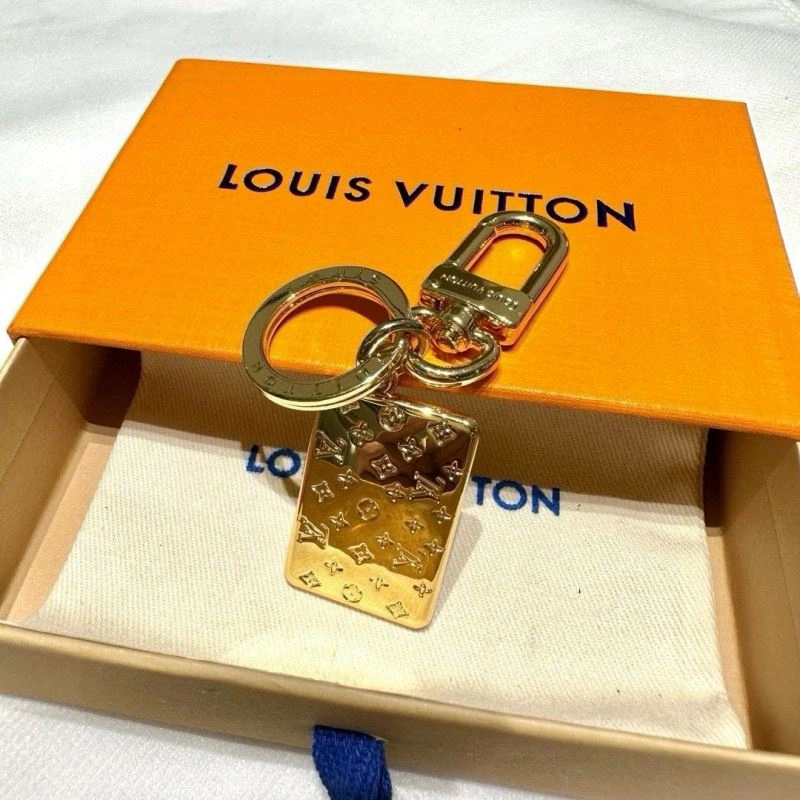 Accurate model Louis Vuitton Keychains