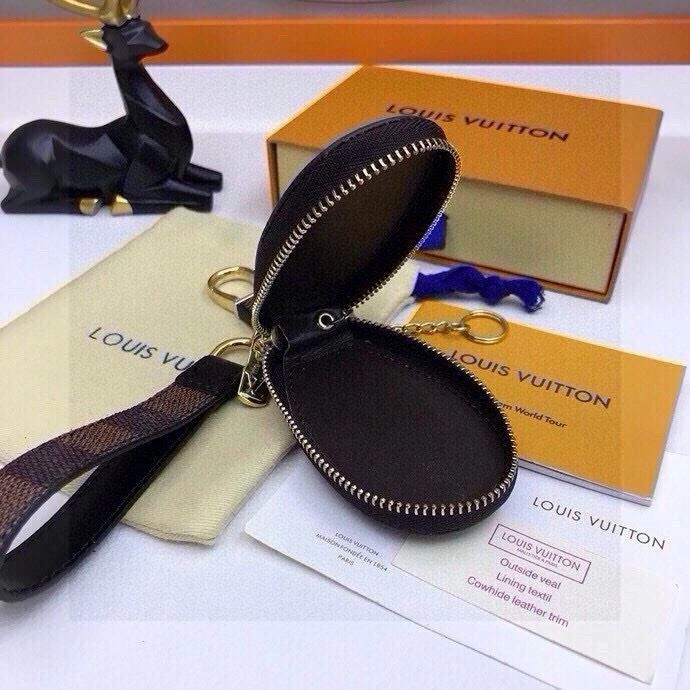1:1 copy Louis Vuitton Keychains