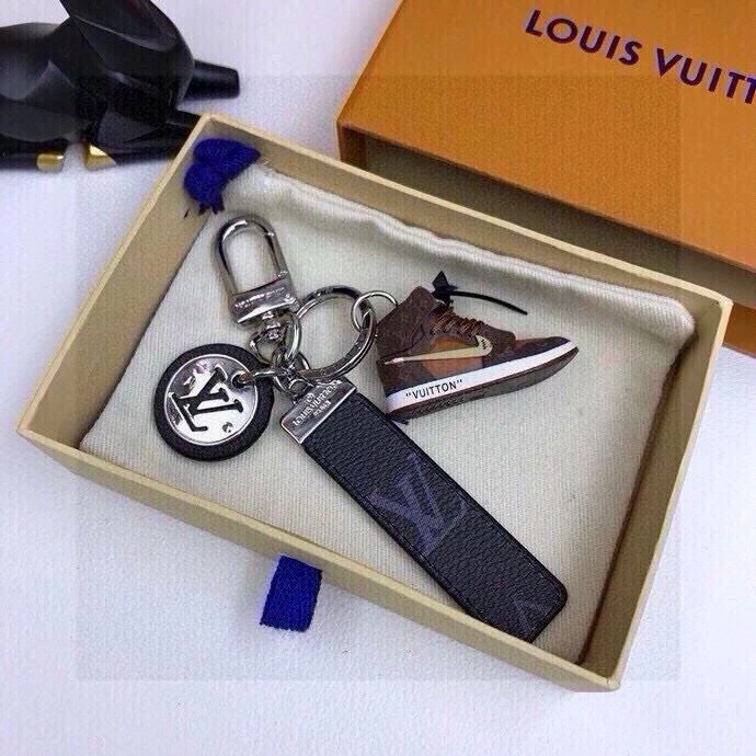 Top mirror Louis Vuitton Keychains