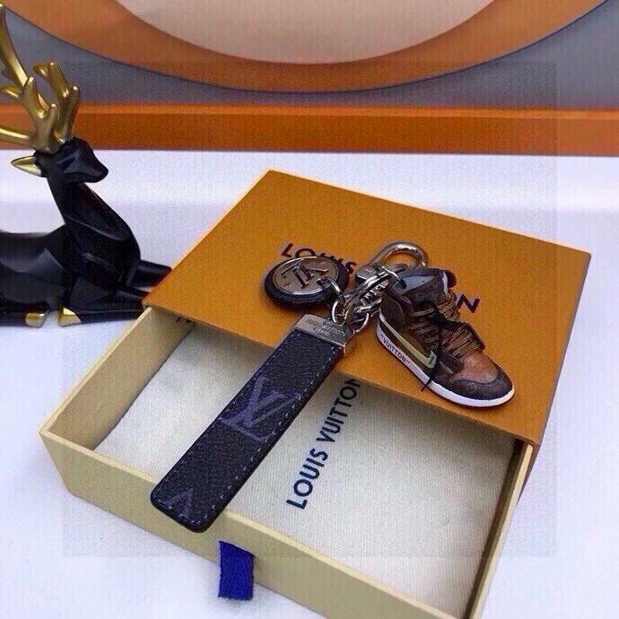 Top mirror Louis Vuitton Keychains