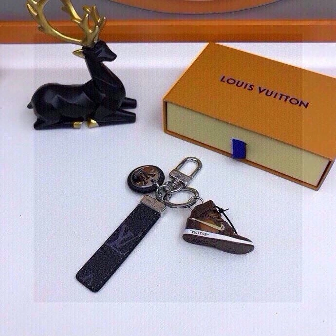 Top mirror Louis Vuitton Keychains