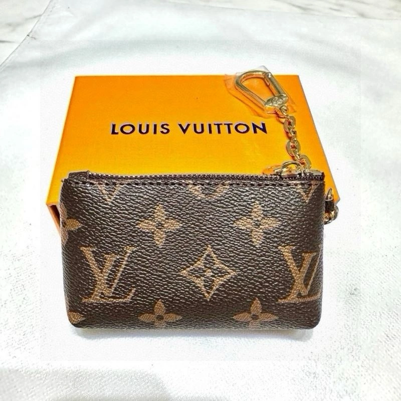 Brand-original Louis Vuitton Keychains