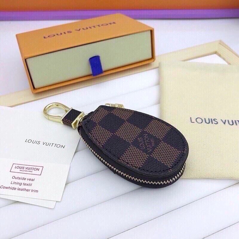 Top match Louis Vuitton Keychains