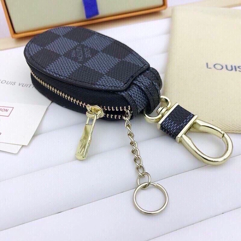 Precise copy Louis Vuitton Keychains