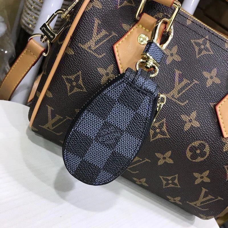 Precise copy Louis Vuitton Keychains