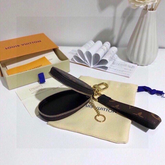 High fidelity Louis Vuitton Keychains