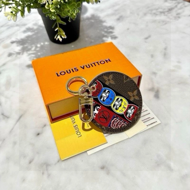 1:1 copy Louis Vuitton Keychains