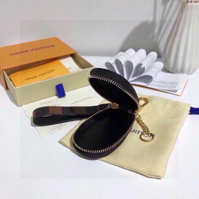 Factory-made Louis Vuitton Keychains