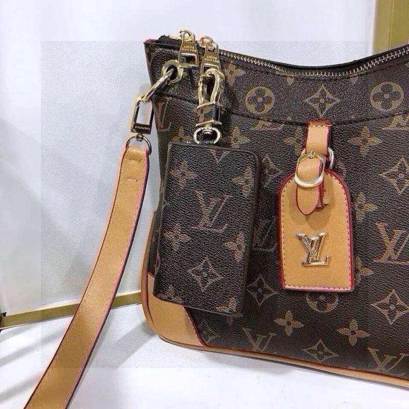 Factory-made Louis Vuitton Keychains