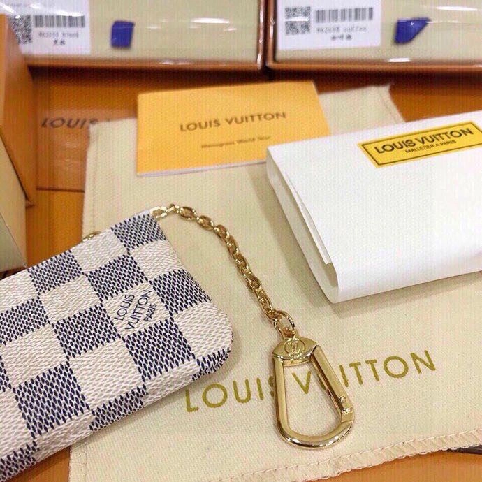Precise copy Louis Vuitton Keychains