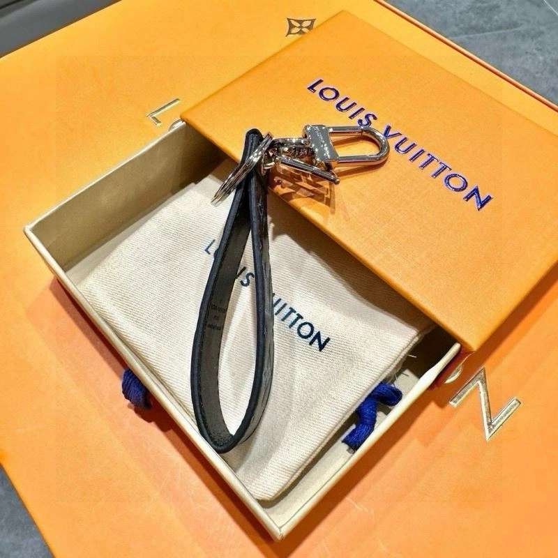 Brand-authenticated Louis Vuitton Keychains