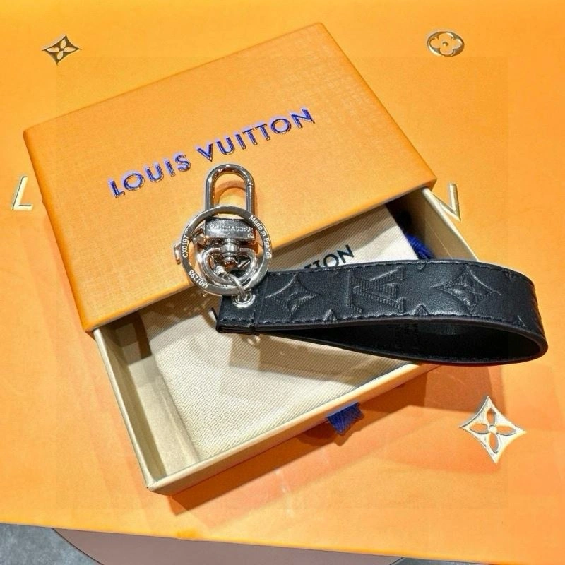 1:1 copy Louis Vuitton Keychains
