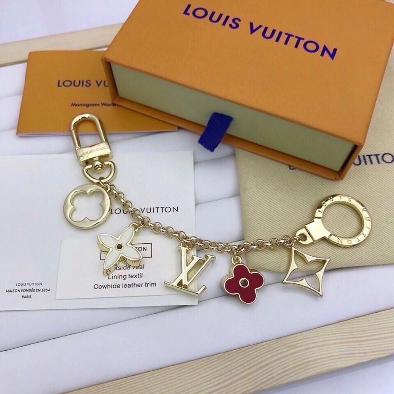 Top match Louis Vuitton Keychains