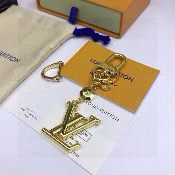 1:1 copy Louis Vuitton Keychains