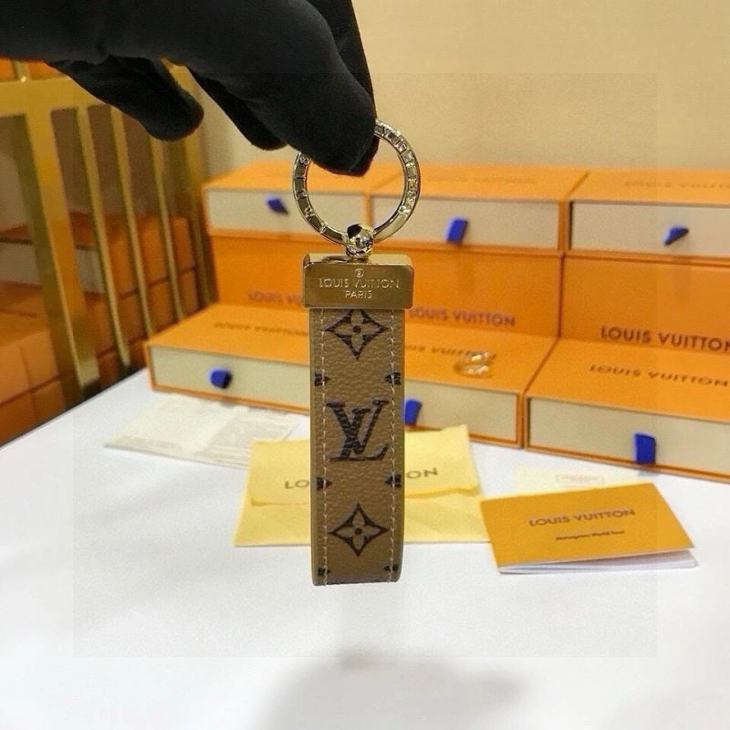 Accurate model Louis Vuitton Keychains
