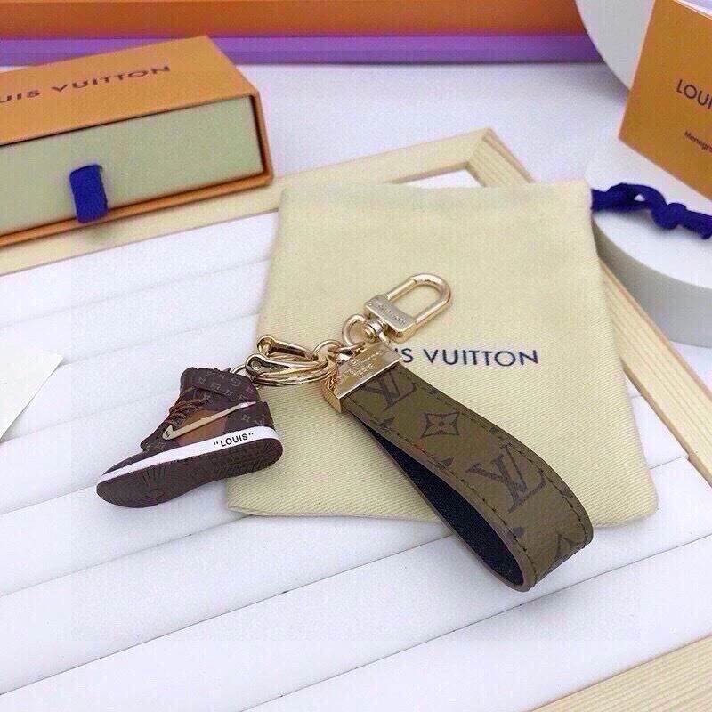 Precise copy Louis Vuitton Keychains