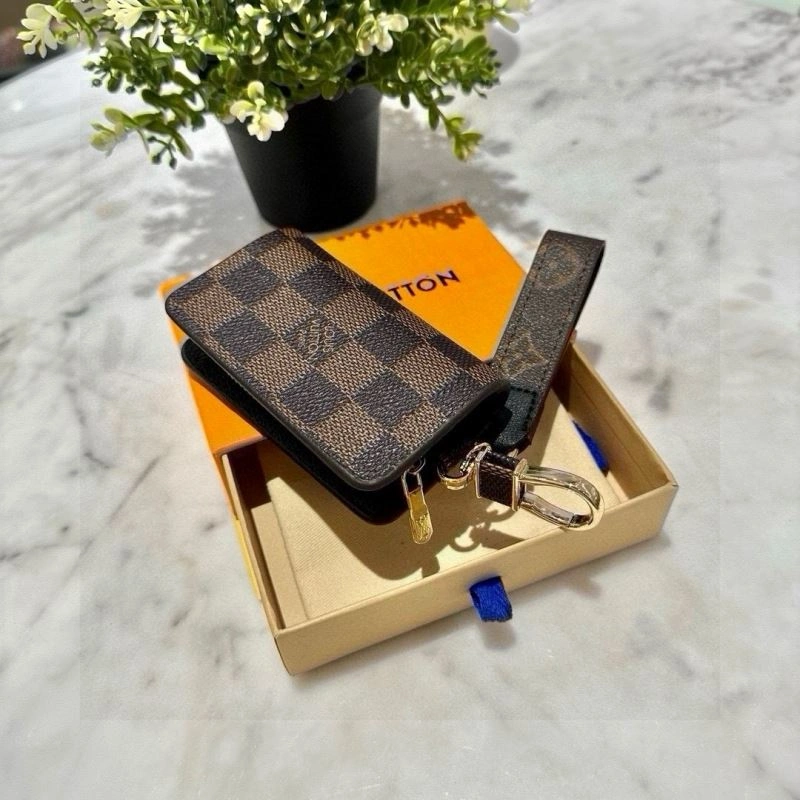 Low-cost Louis Vuitton Keychains