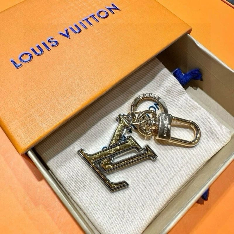 High fidelity Louis Vuitton Keychains