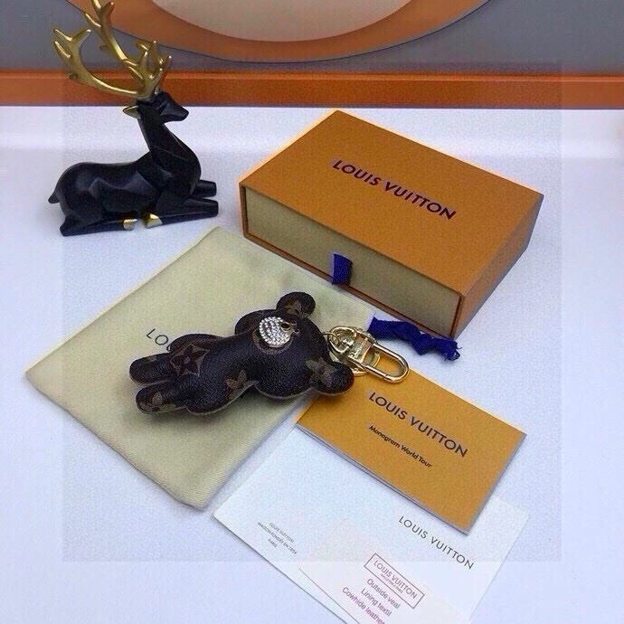 1:1 copy Louis Vuitton Keychains