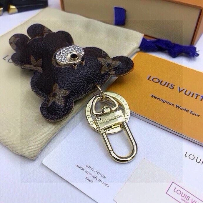 1:1 copy Louis Vuitton Keychains