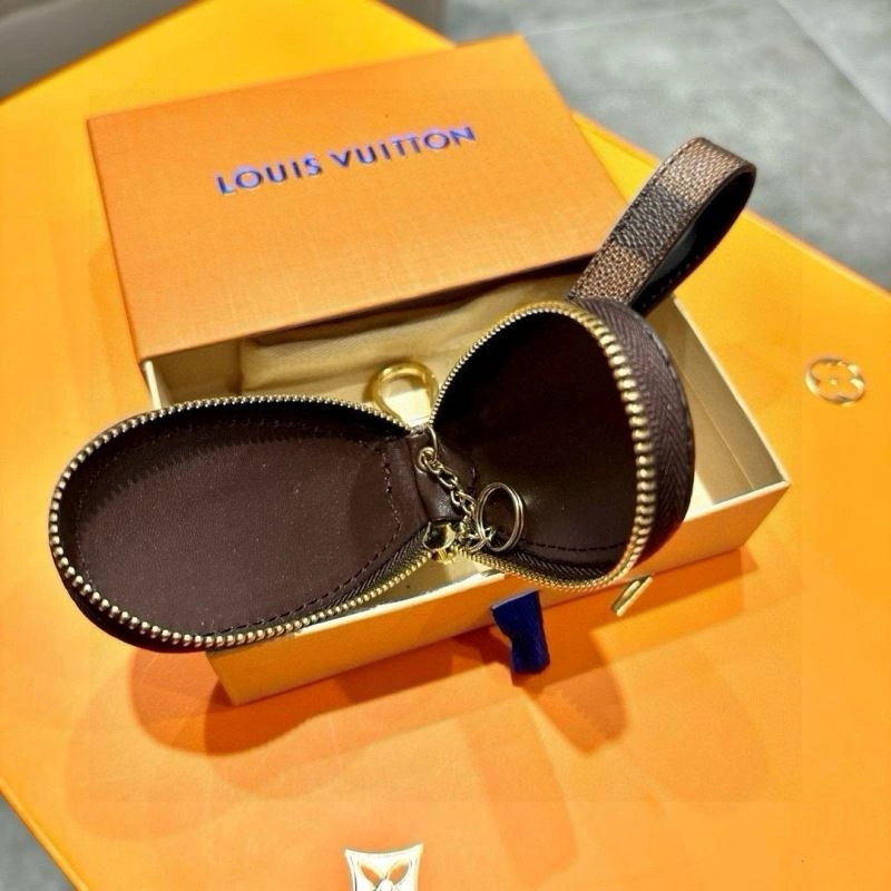 High fidelity Louis Vuitton Keychains