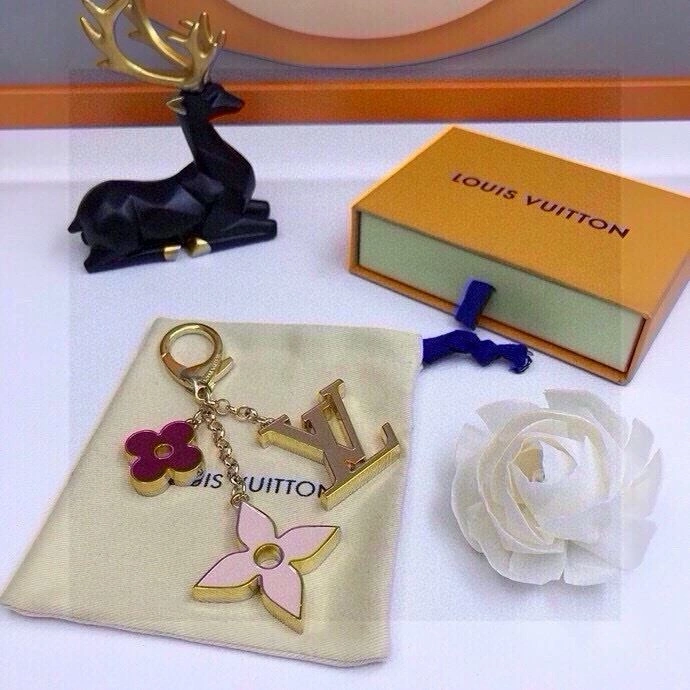 Low-cost Louis Vuitton Keychains