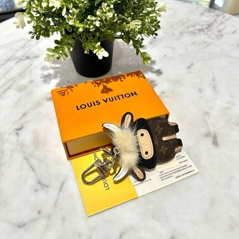 Bargain Louis Vuitton Keychains