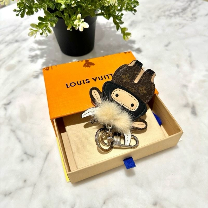 Bargain Louis Vuitton Keychains