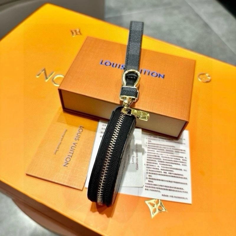 Accurate model Louis Vuitton Keychains